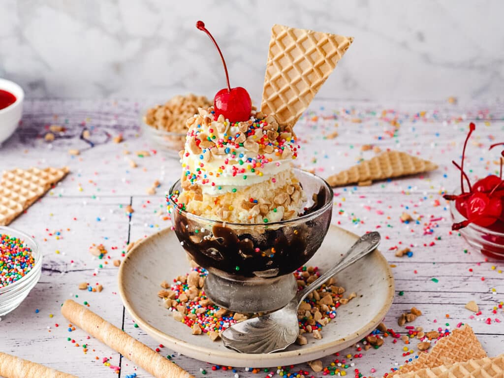 Ice Cream Sundae - Keep Calm And Eat Ice Cream